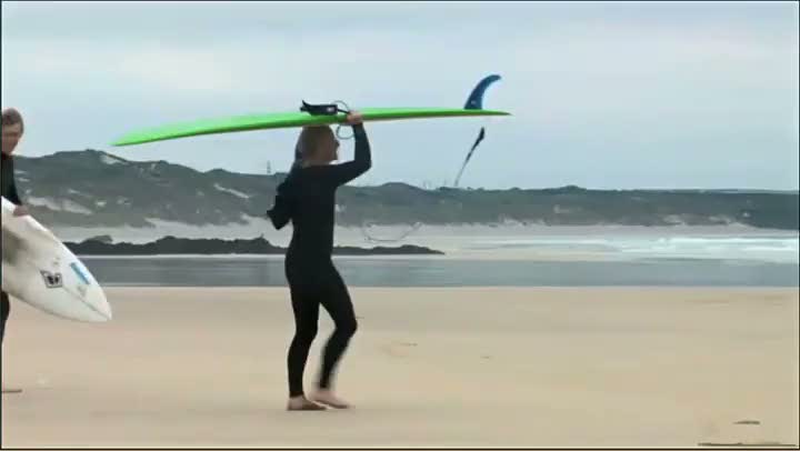 Surfing Sheep น้องแกะ เล่นโต้คลื่น